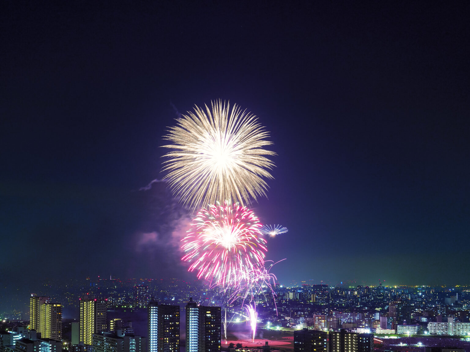平和のつどい平和祈念花火(東京都大田区) | 空花火2026
